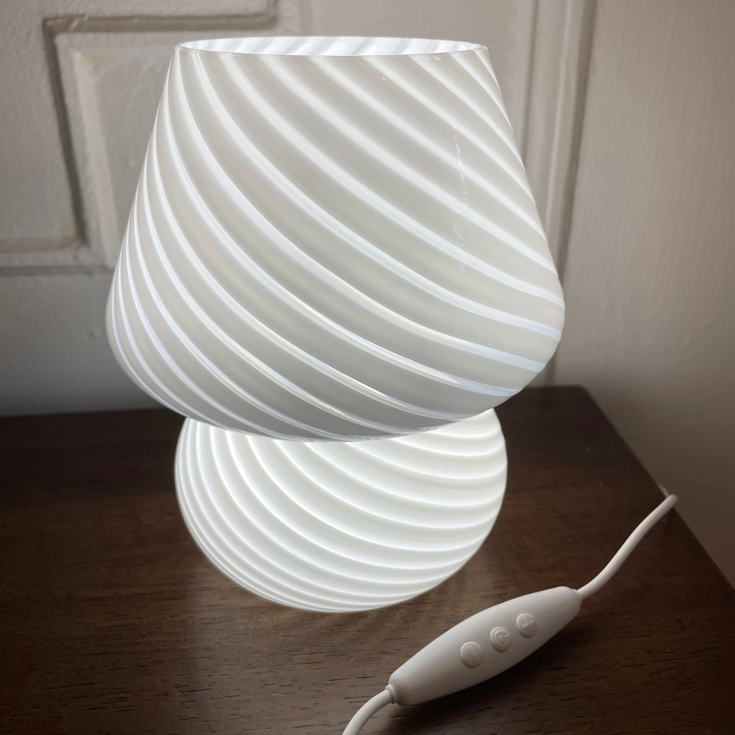 Coco Swirl Glass Table Lamp LED - LED light – Letifly Lights & Decor