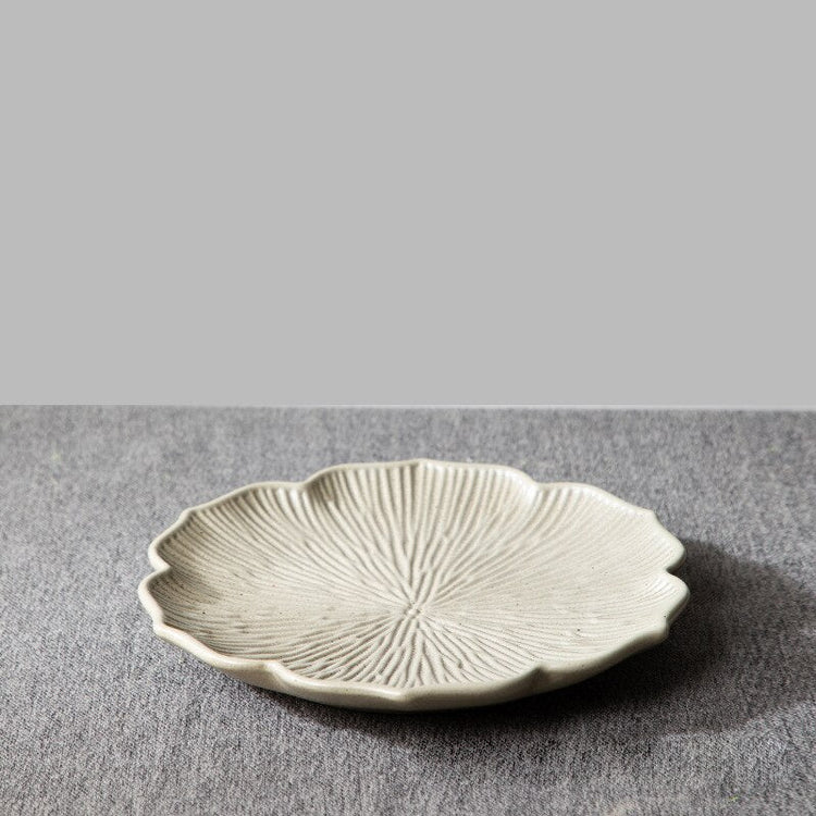 French Leaf Nature Inspired Plates: Ceramic Artistry for Exquisite ...